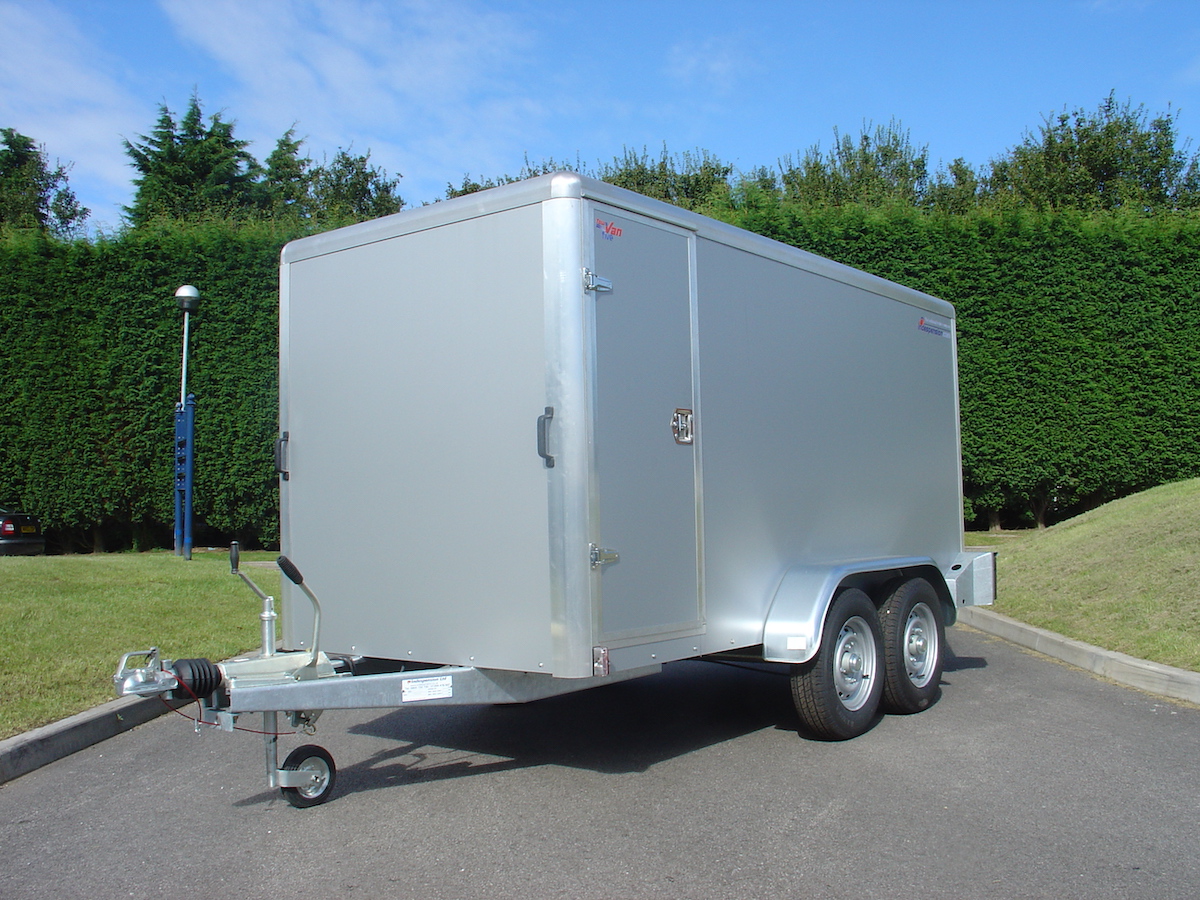 Indespension TAV5 Box Trailer - 2700kg | Indespension